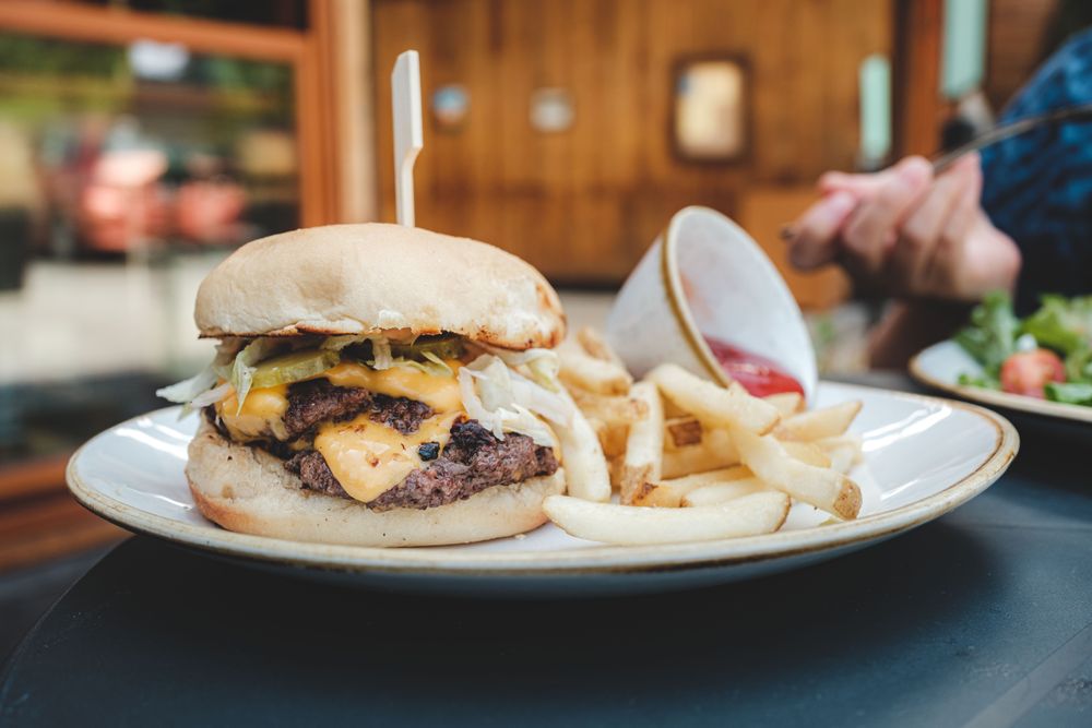 Isetta Cafe Bistro [REVIEW] – The Coolest Cafe in West Vancouver