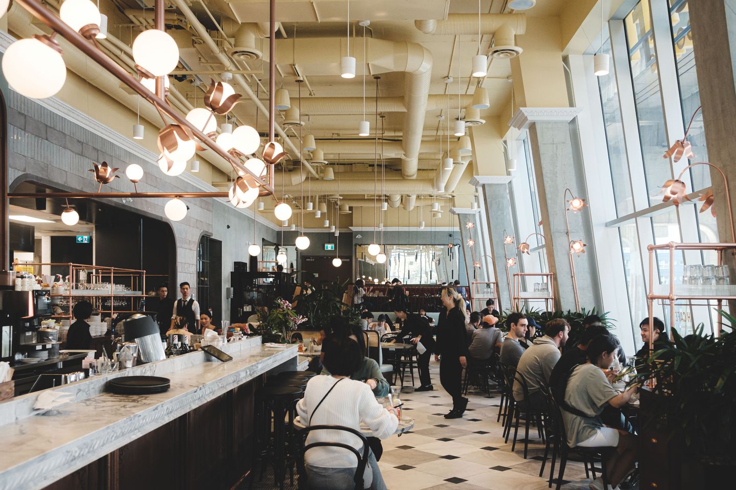 Nosh and Nibble: Food and Drink Blog