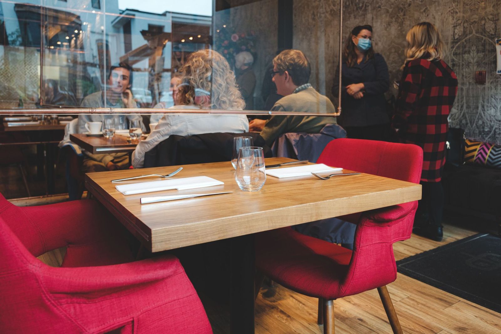 Saveur Restaurant – A Brand Name in Victoria in Need of Help for Brunch ...