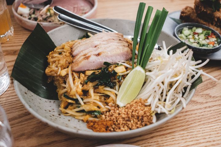 Nosh and Nibble: Food and Drink Blog